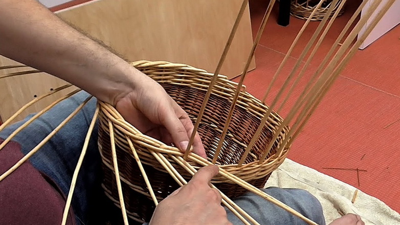 How To Weave A Basket Border? - HNL